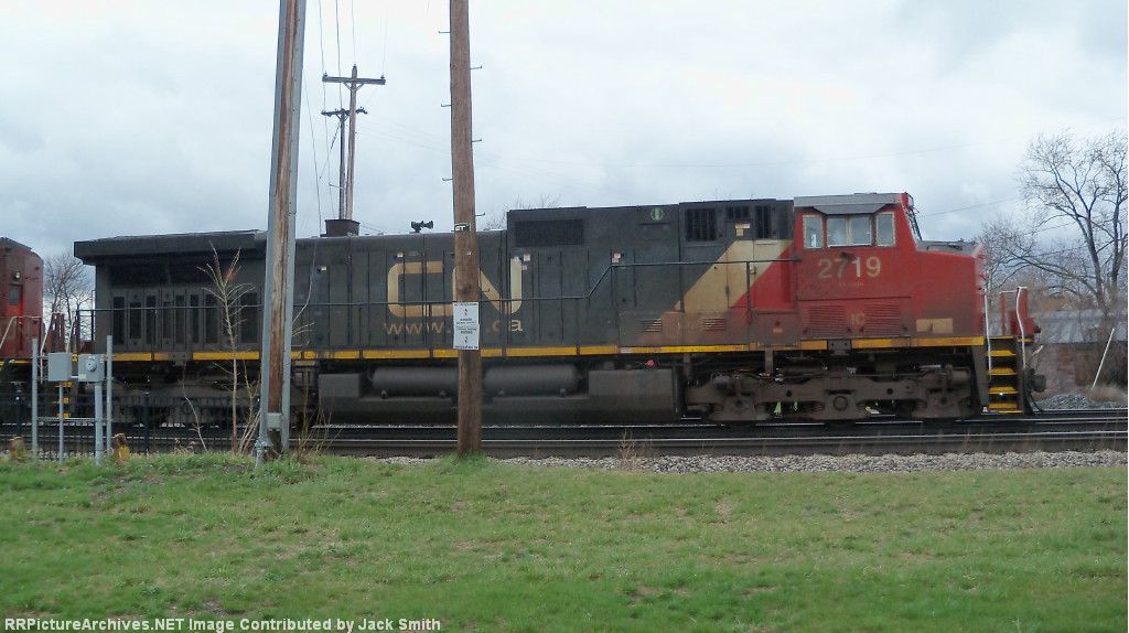 CN 2719